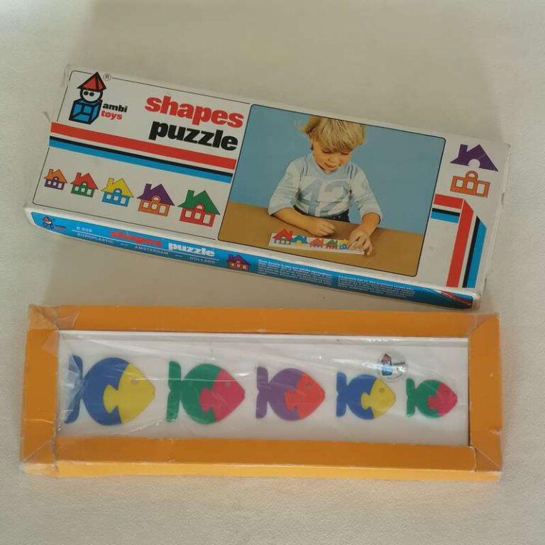 Vintage shapes puzzle / vormen kinderpuzzel Ambi Toys visjes - Bij-Ma ...
